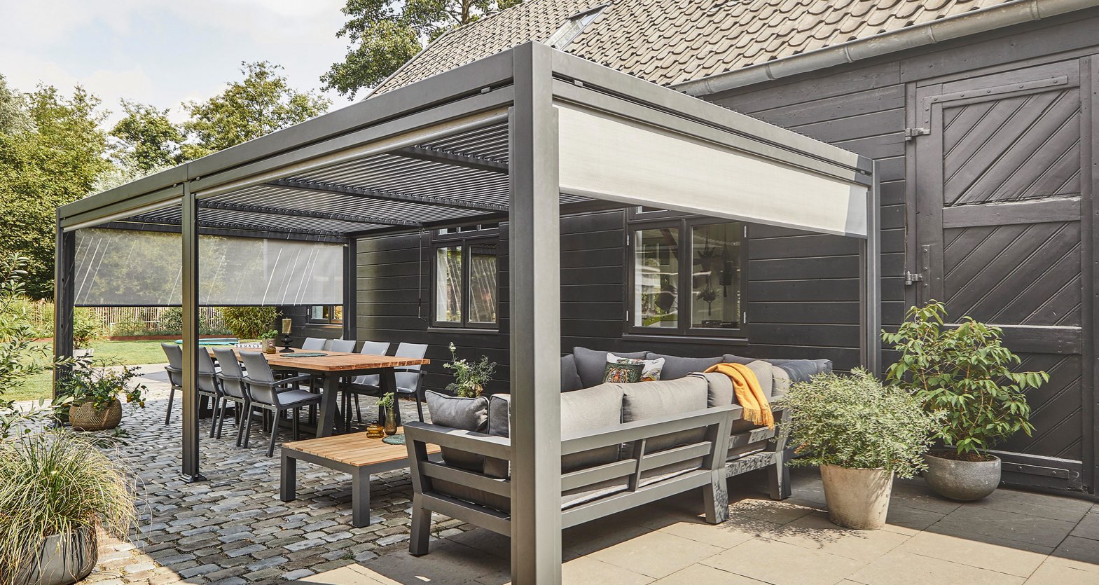 Aluminium Pergolas | Garden Pergolas with Louvered Roofs – Page 2 ...