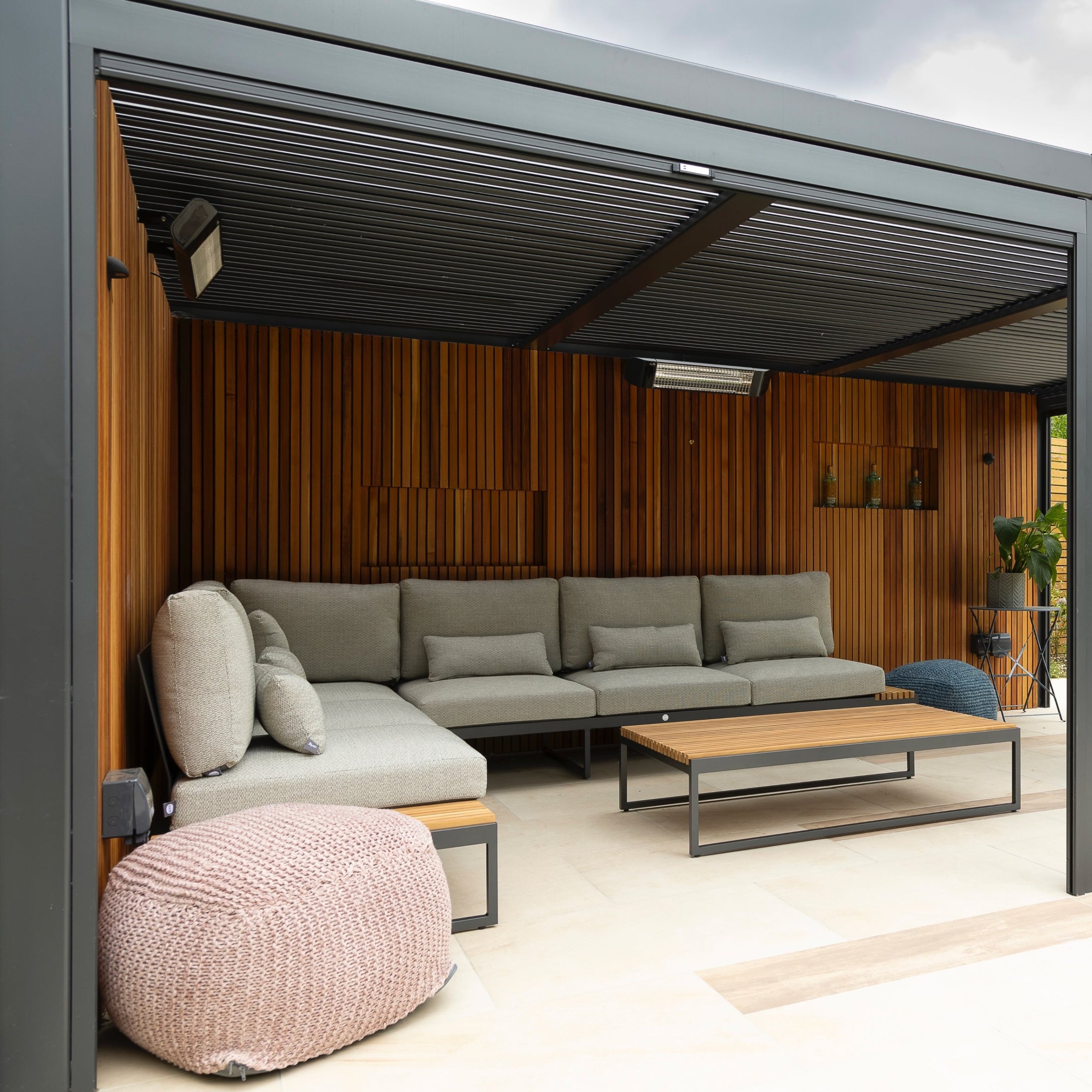 Creating an outdoor cinema | Suns Lifestyle